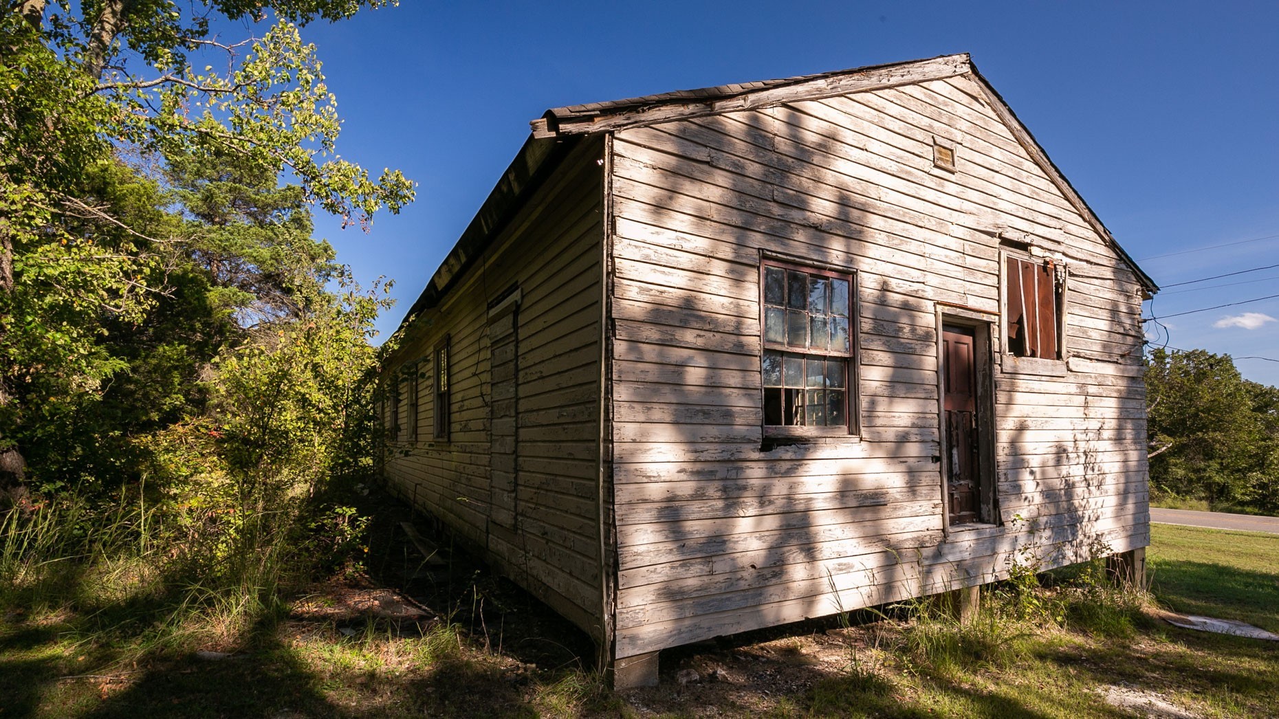 Locations Hub - Sequoyah Indian Weavers Association Building