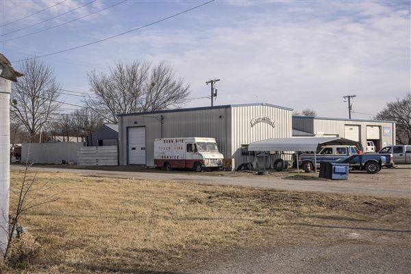 Locations Hub - Dunn-Rite Tire Services