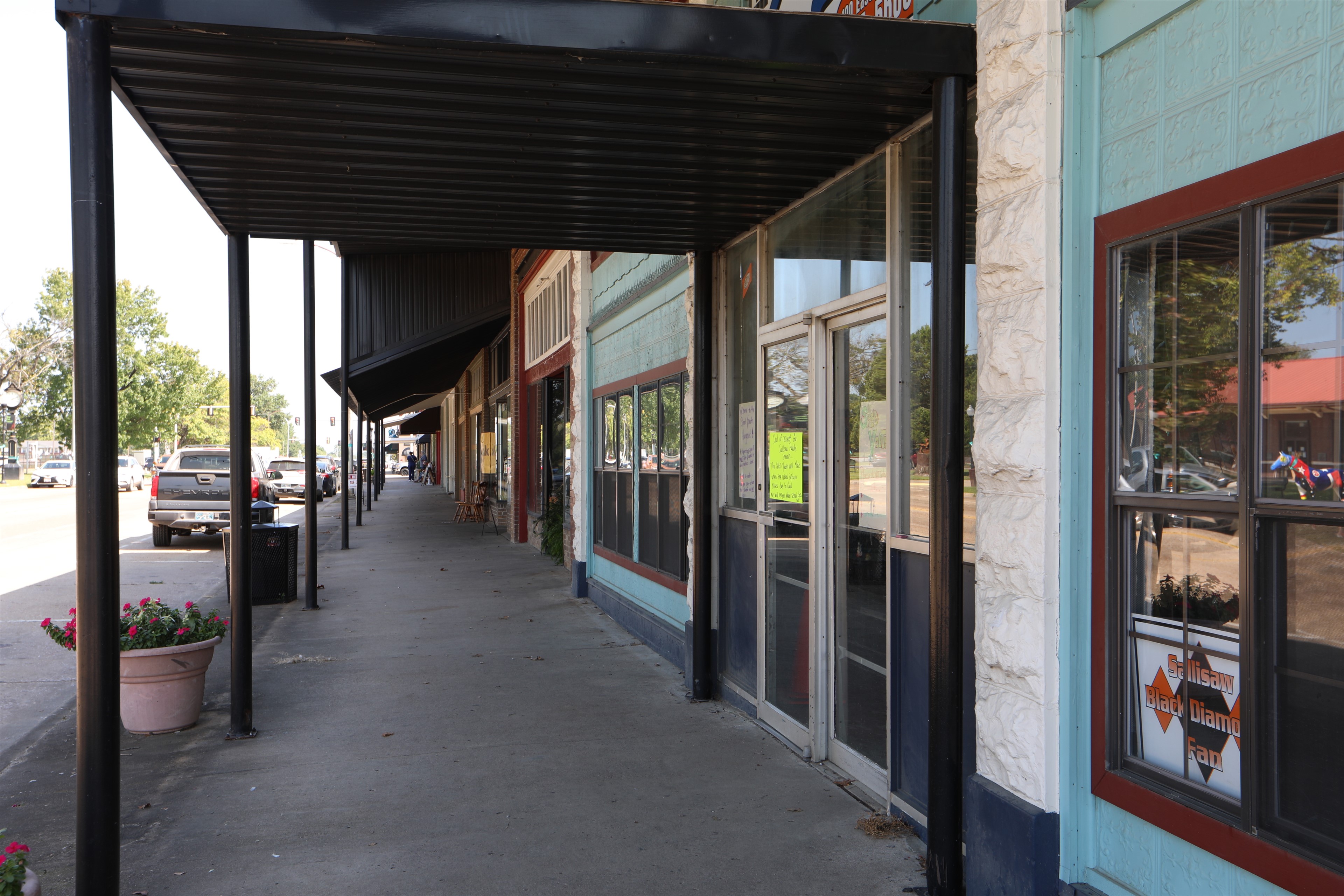 Locations Hub - Sallisaw Downtown